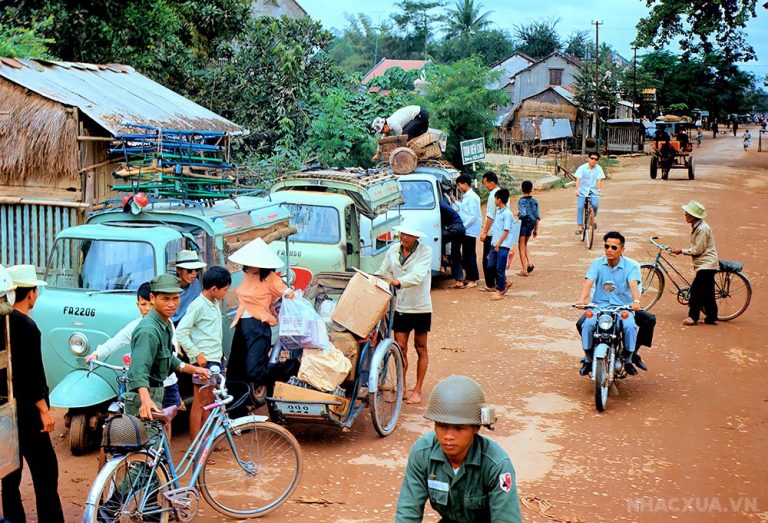 Ký ức về những chuyến Xe Lam trên đường phố Sài Gòn ngày xưa