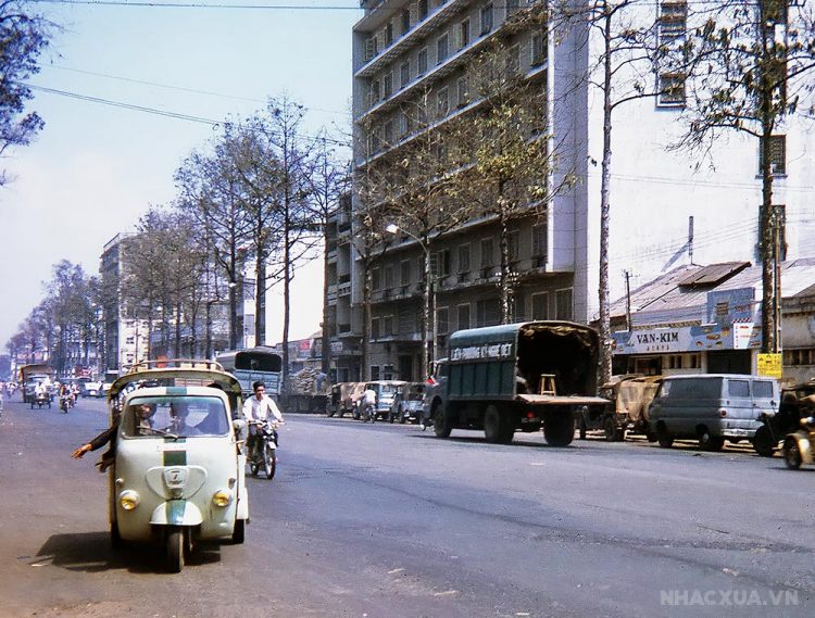 Ký ức về những chuyến Xe Lam trên đường phố Sài Gòn ngày xưa