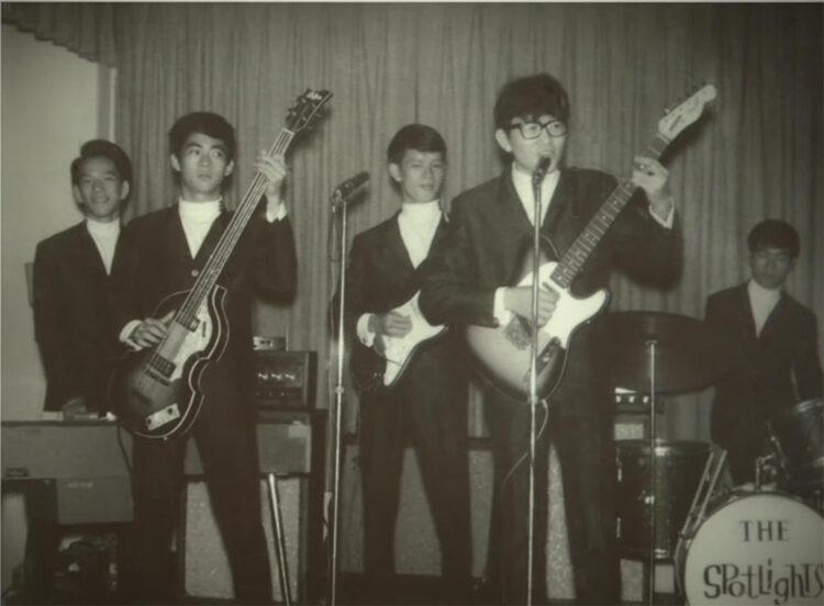 Tiểu sử nhạc sĩ Đức Huy - "Người tình trăm năm" của âm nhạc